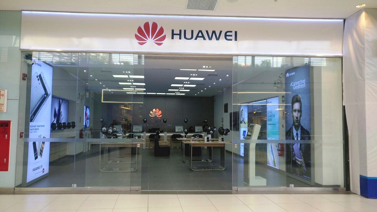 Mate 20 Pro: Visitamos la tienda de Huawei y nos llevamos una gran ...
